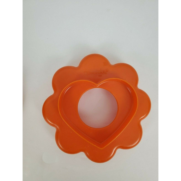 Tupperware | Kitchen | Vintage 3piece Tupperware Orange Nesting Flower ...
